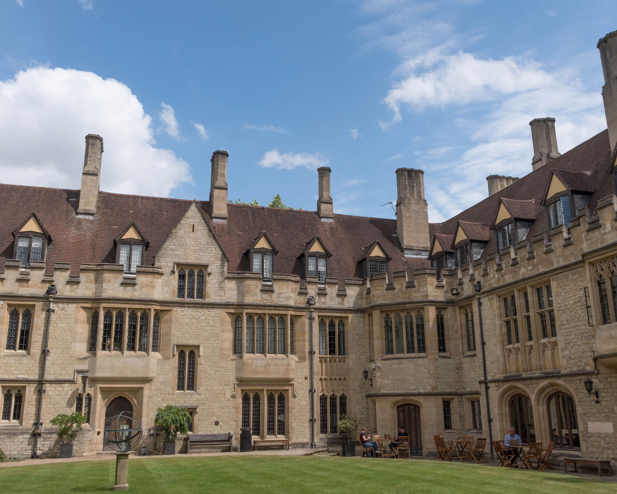 St Cross announces arrival of seven new Fellows | St Cross College