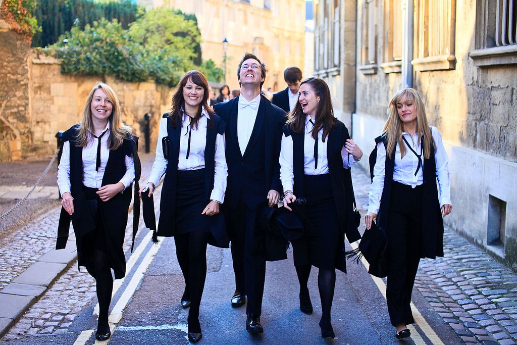 Sub Fusc Demo & Shopping | St Cross College